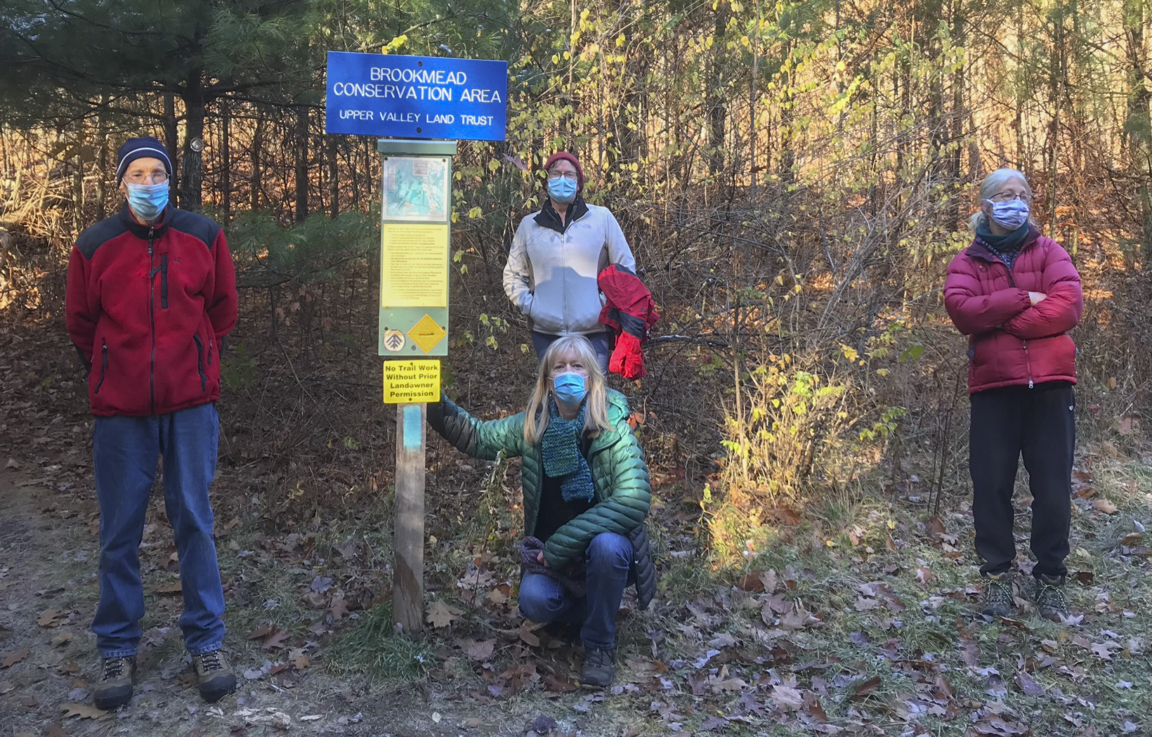 brookmead-sign-pose – Norwich Trails